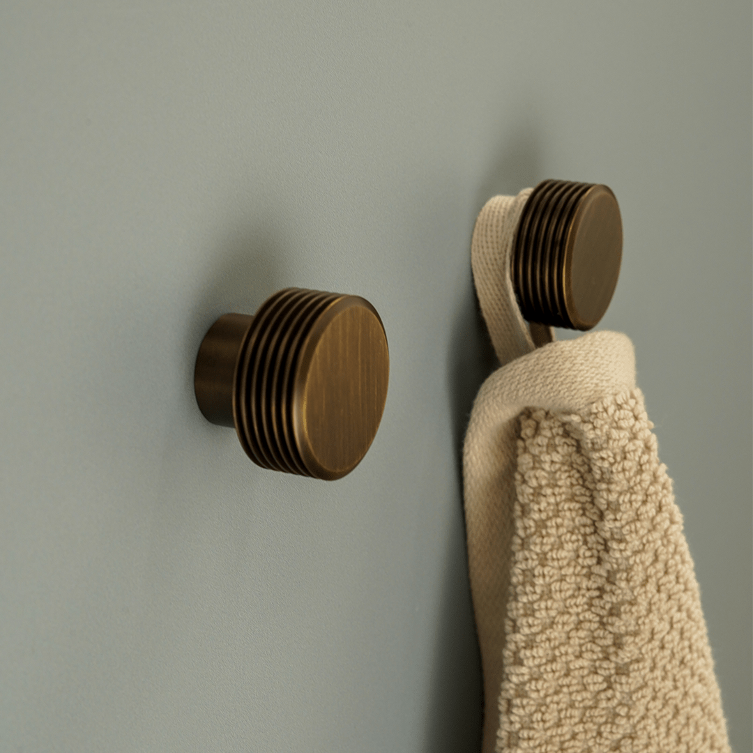 BEZEL Grooved Hook | Plank – Plank Hardware