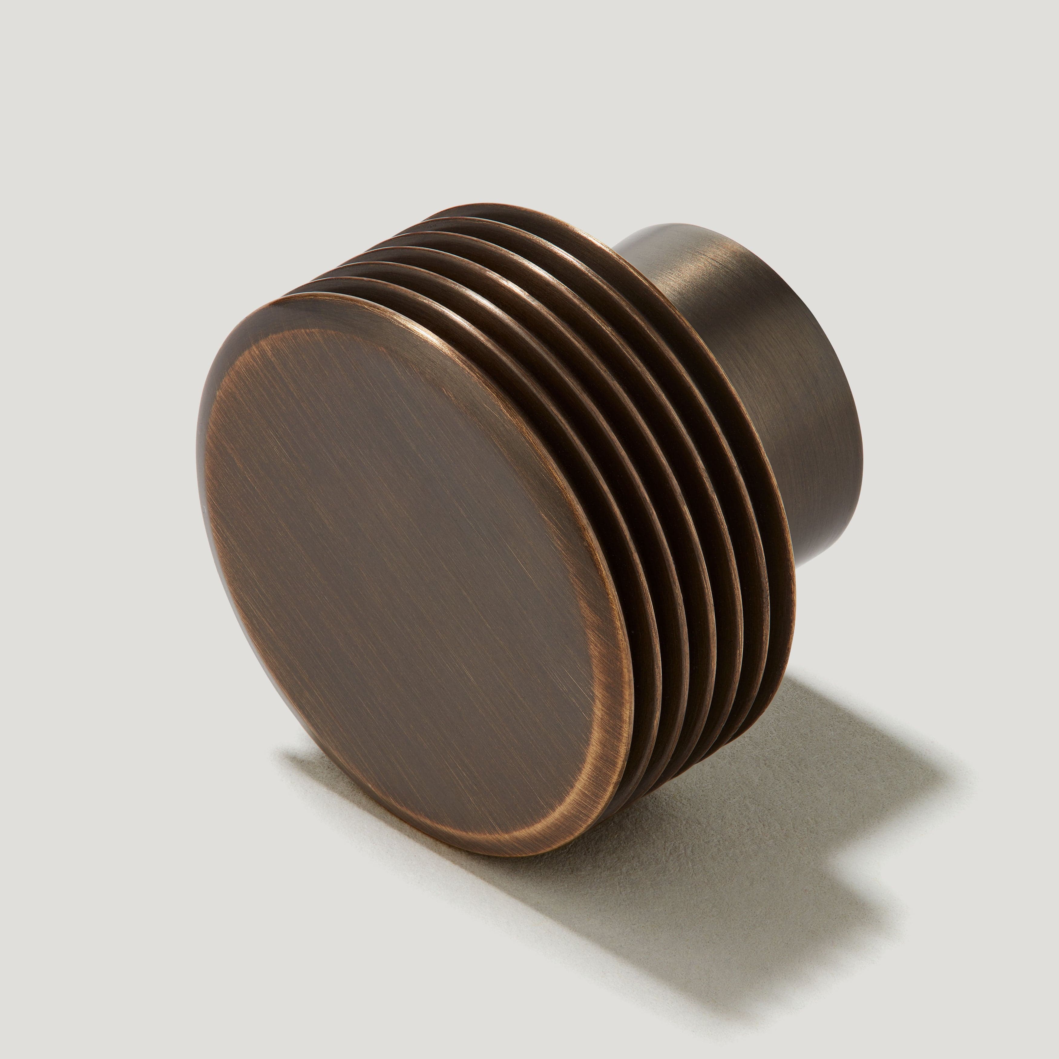 BEZEL Grooved Knob | Plank – Plank Hardware